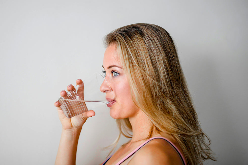 What happens to your body over 24 hours without water - Seychelle
